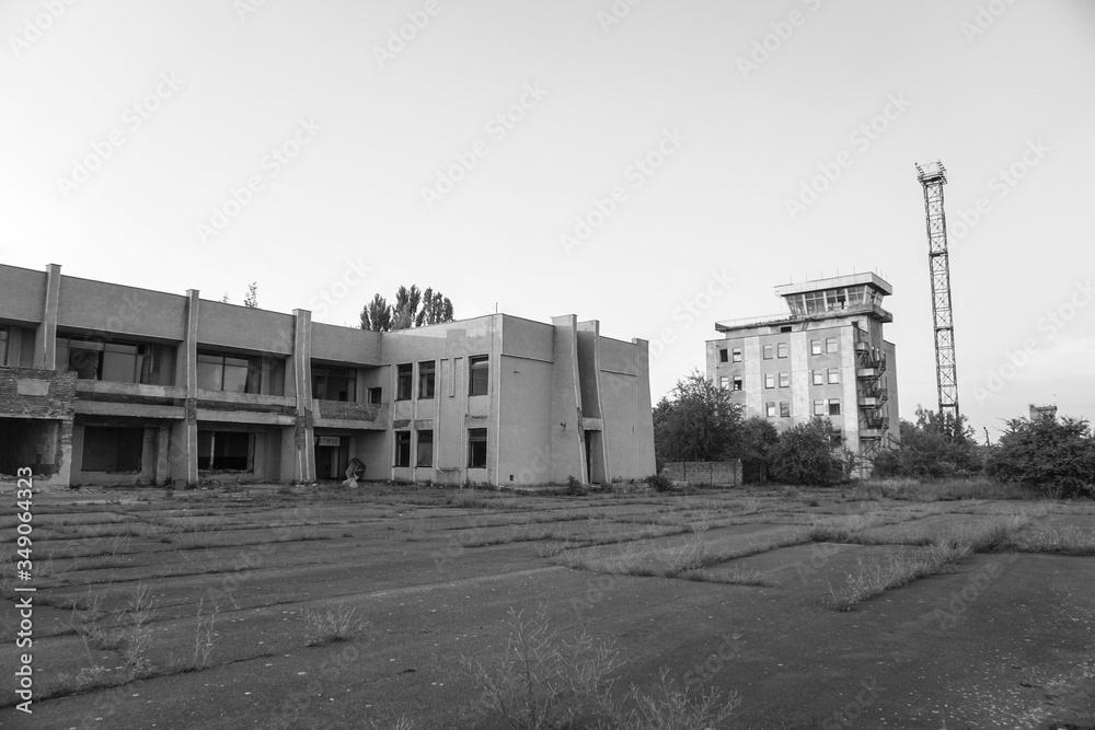 Ruins of abandoned buildings in 1986. Soviet architecture in Chernobyl ...