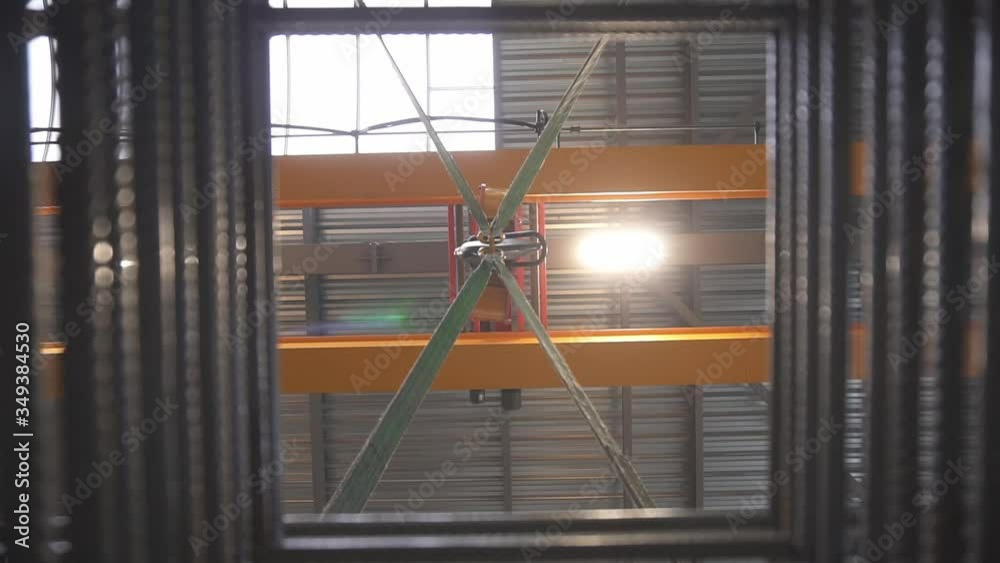 Vídeo do Stock: The workshop for the production of reinforcing mesh. A ...