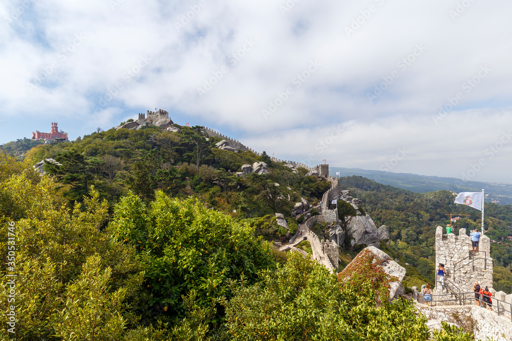 Scenic view of the Pena Palace (Palacio da Pena) and medieval hilltop ...