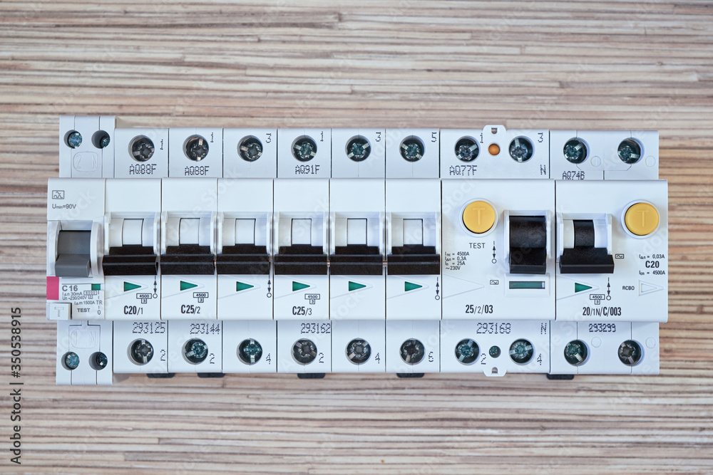 Electrical circuit breakers, RCD, residual current devices and ...