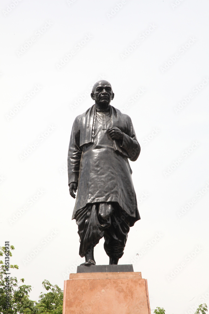 Statue of Sardar Vallabhbhai Patel at Patel Chowk, in New Delhi, India ...