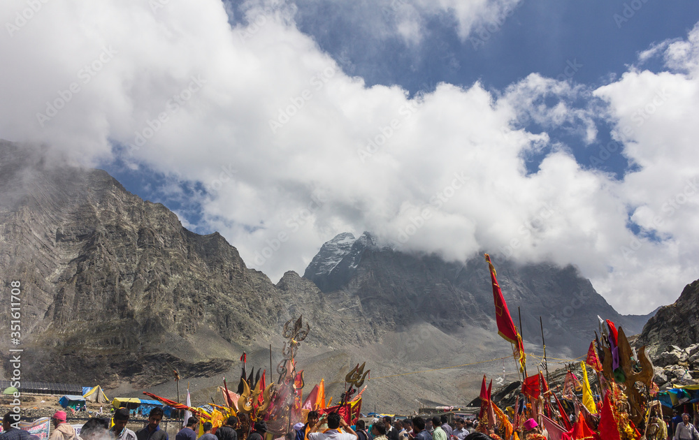 Mount Manimahesh and shiva Kund the adobe of Bhagwan Shankar where you ...