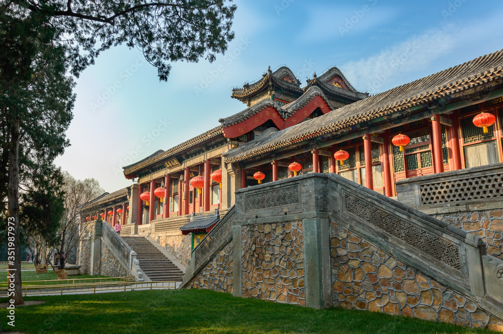 Classic Chinese buildings in the old style, well-kept square in front ...