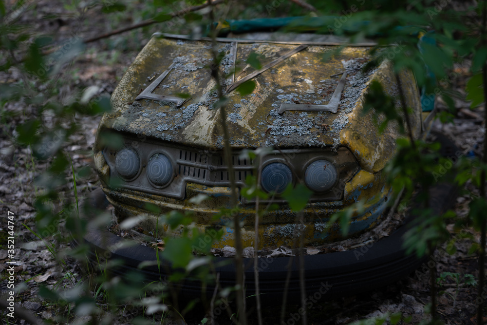 Chernobyl, Ukraine Chernobyl exclusion zone. Ruins of abandoned places ...