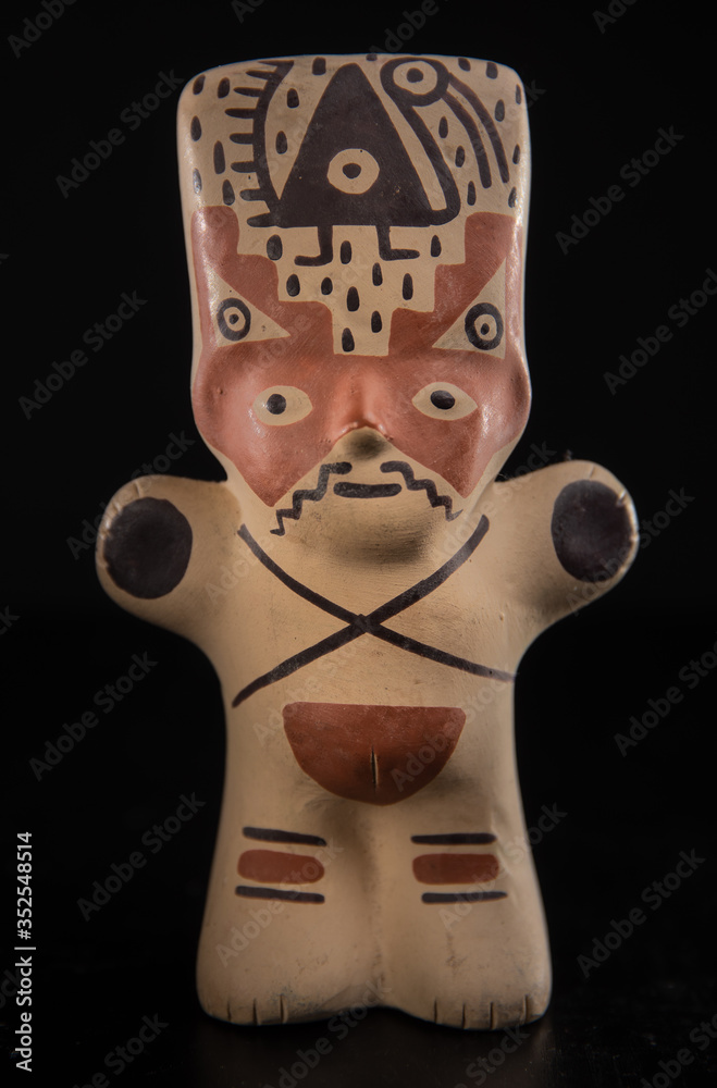 huaco tradicional de la cultura paracas, ica peru Stock Photo | Adobe Stock