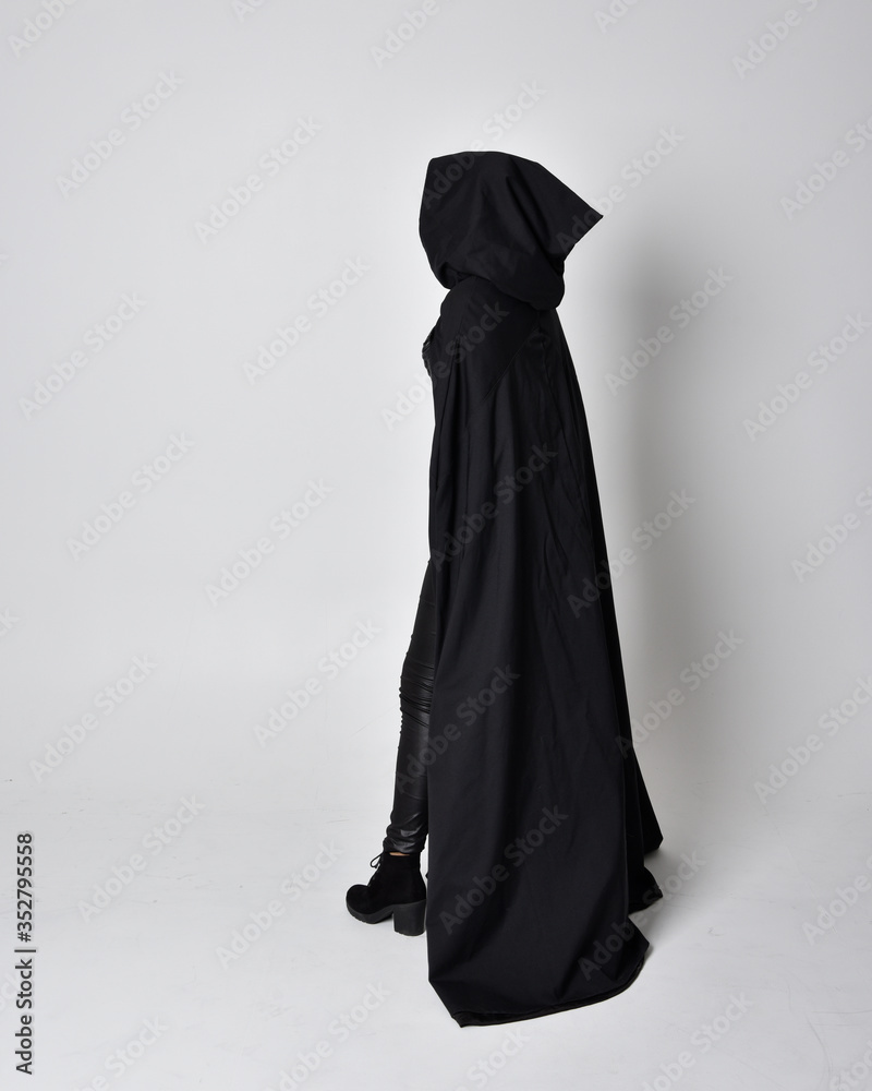 fantasy portrait of a woman with red hair wearing dark leather assassin ...