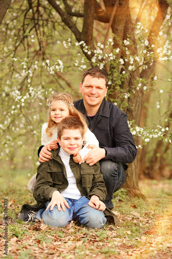 Father's day. Happy family concept. Caucasian father with children in ...