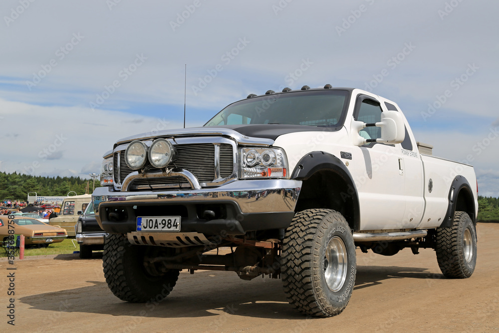 Ford Powerstroke Lifted With Stacks
