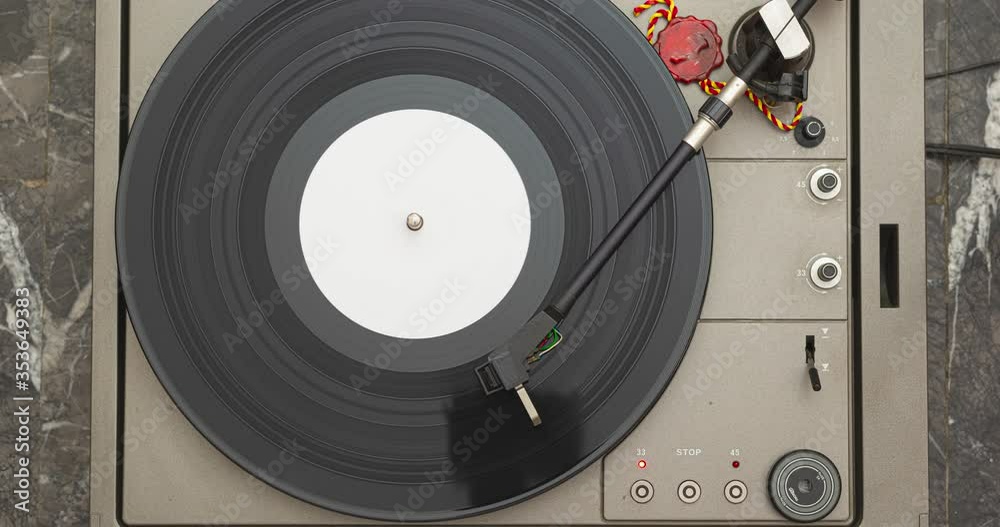 start of the vintage turntable by pressing the appropriate button. The ...