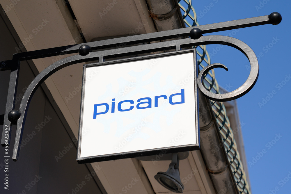 Picard logo sign of French food company of distribution frozen products ...
