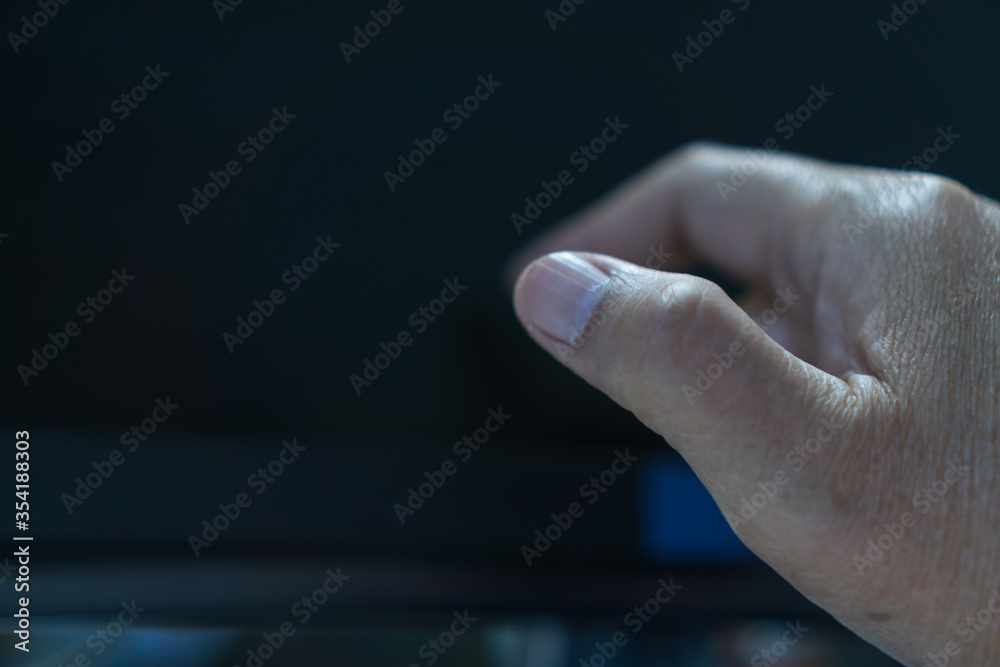 Foto de Trigger finger or Finger Lock Disease, Office syndrome ...