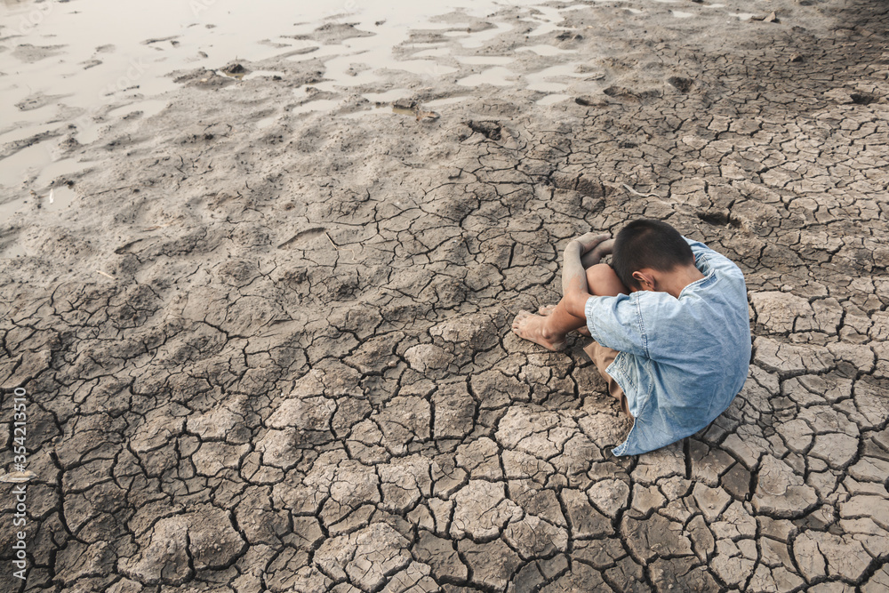 The little boy waiting for drinking water to live through this drought ...