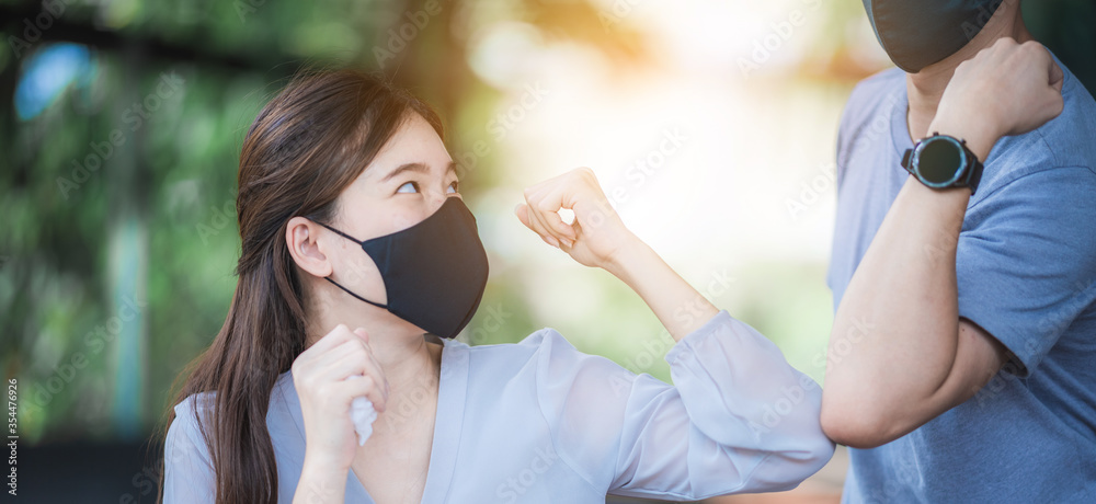 bumping elbows, New novel greeting to avoid the spread of coronavirus ...