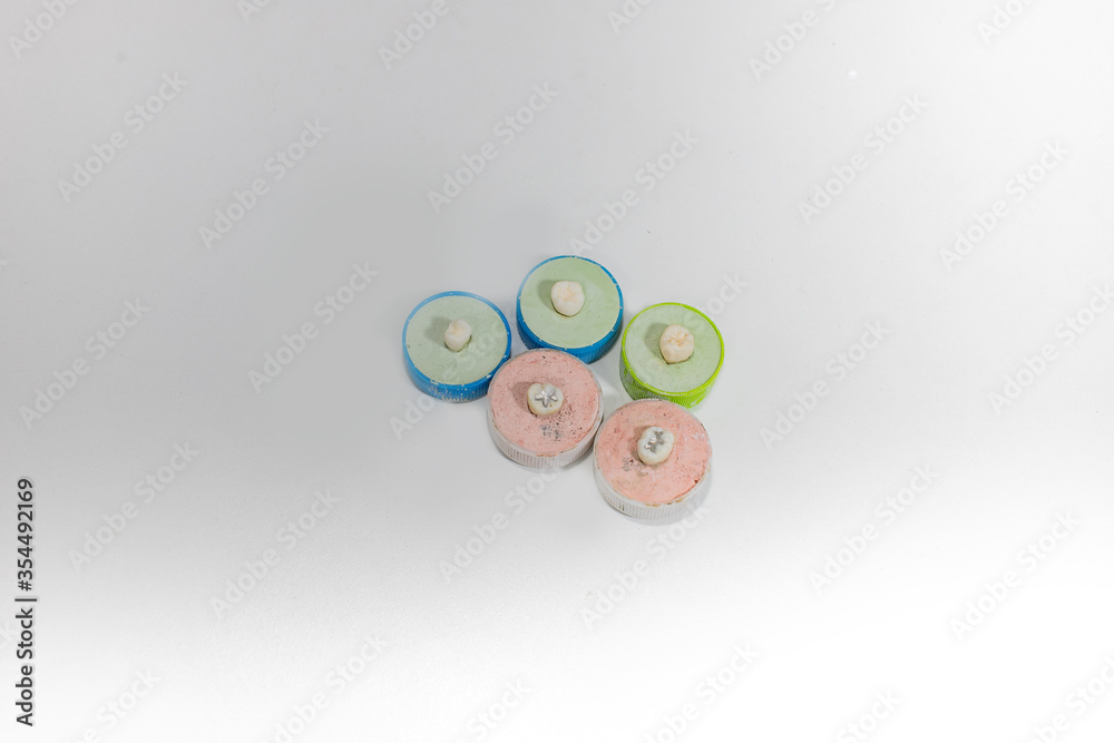 Foto Stock Teeth model blocks are teeth blocks made of cement for use ...
