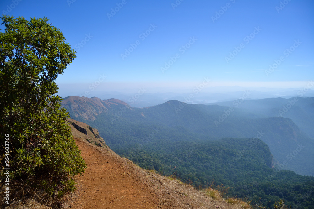 Stockfoto med beskrivningen Kudajadri Hills or Kodachadri Hills in ...