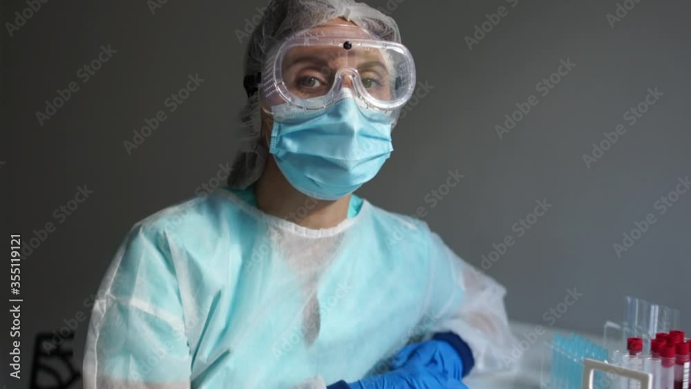 Diagnosis of sars-cov-2, coronavirus covid-19. Close up portrait of a ...