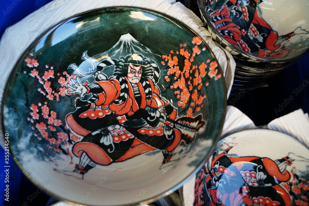 Japanese kabuki Samurai with mt.Fuji drawing dish at Kappabashi, Tokyo ...