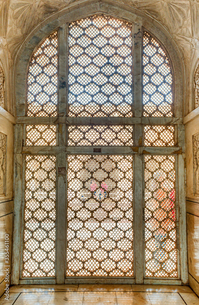 Intricate Window (Jali) at the Bibi ka Maqbara, built by Azam Shah in ...
