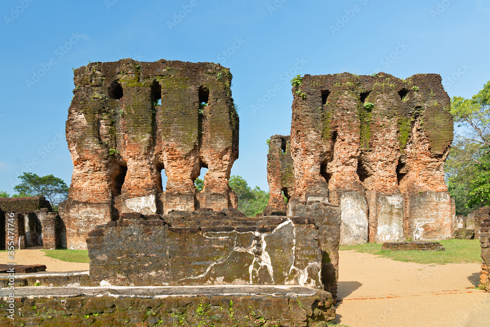 Ruins of the Palace of King Parakramabahu at Polonnaruwa, Sri Lanka ...