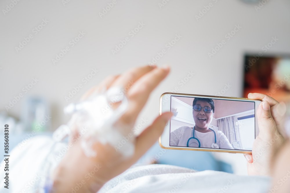 Telemedicine Care advice of reminders for monitoring remote admissions ...