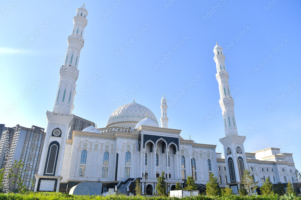 mosque, mosque in Astana, mosque in Nursultan, the big mosque in Asia ...