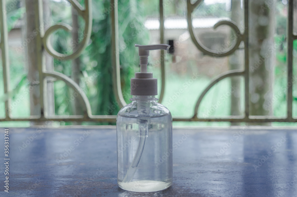 A Refillable Transparent Empty Hand Washing Sanitizer pump Glass Bottle ...
