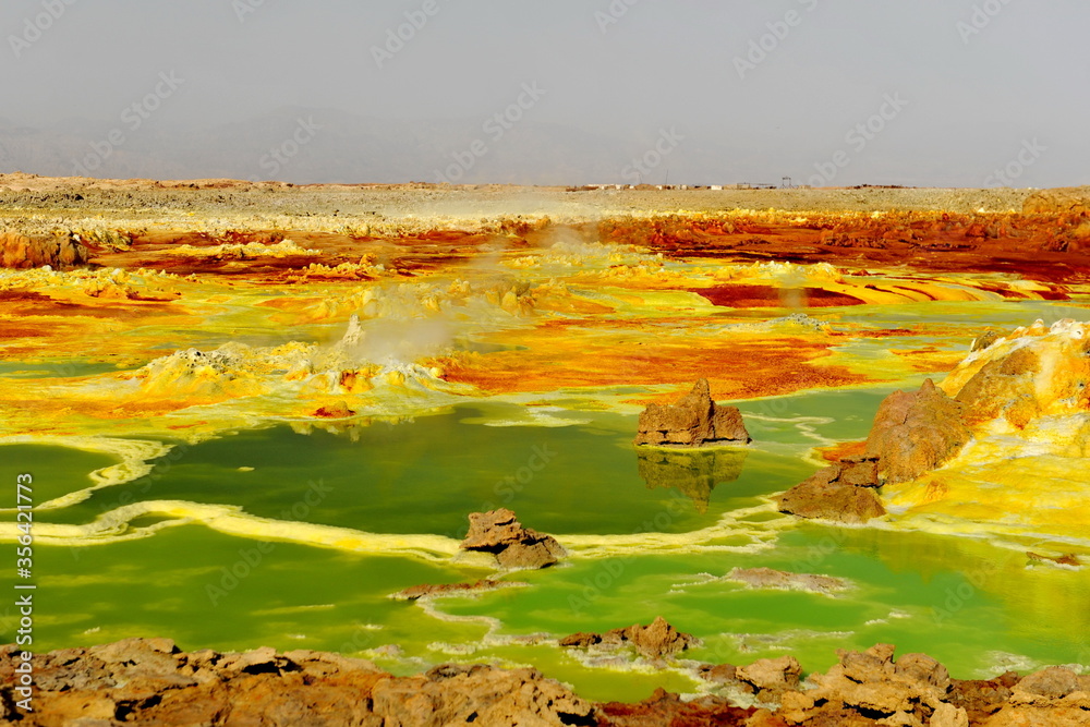 Etiopia. Dallol Lake, Ethiopia. The colorful landscape of Dallol lake ...