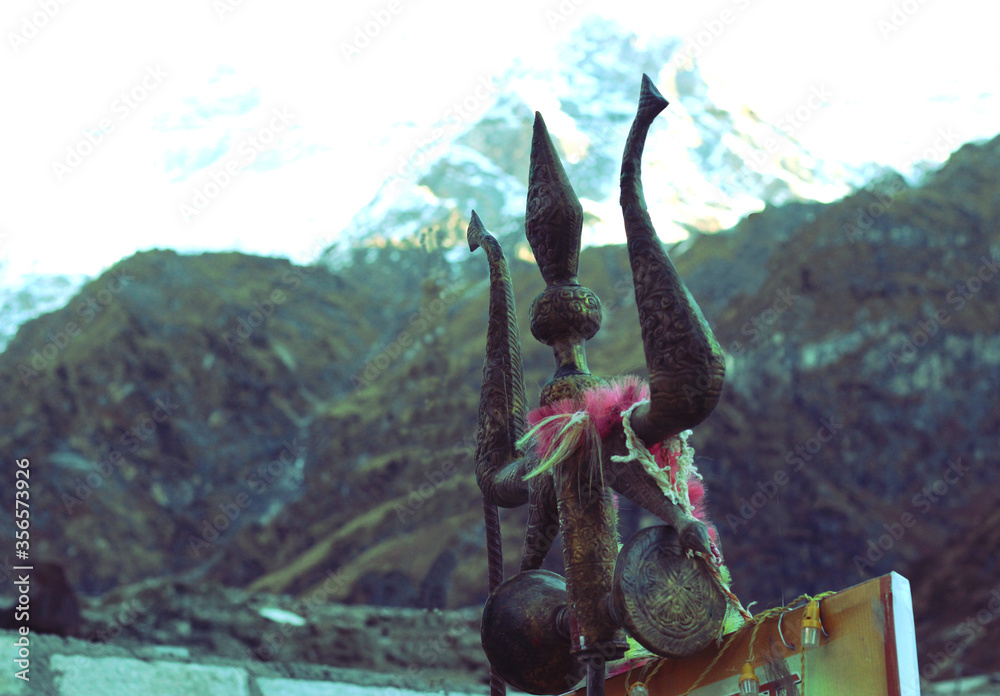 a pic of Trishula . this is a holy weapon related to lord Shiva ...