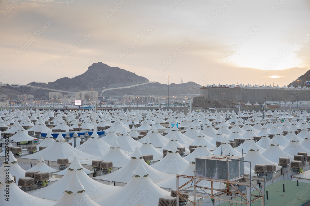 Makkah, Saudi Arabia : Landscape of Mina, City of Tents, the area for ...