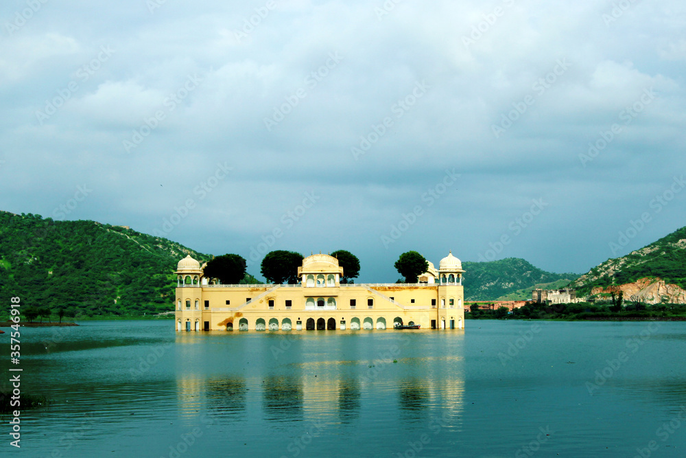 Jal mahal jaipur, rajasthan, india, 2010. The Jal Mahal palace is an ...
