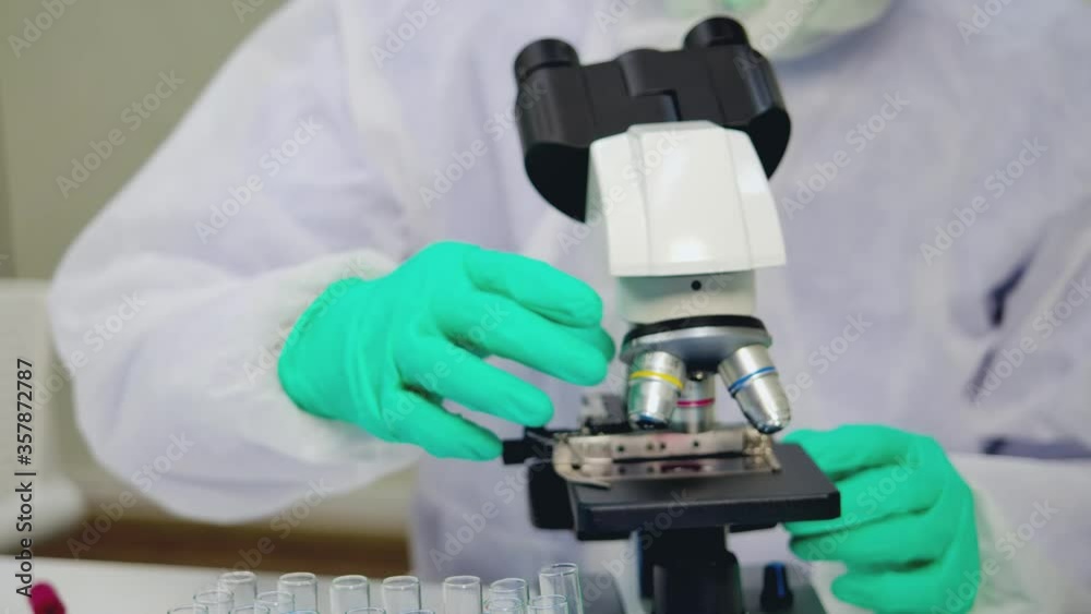 Video „Research experiment Blood tests to create a vaccine against ...
