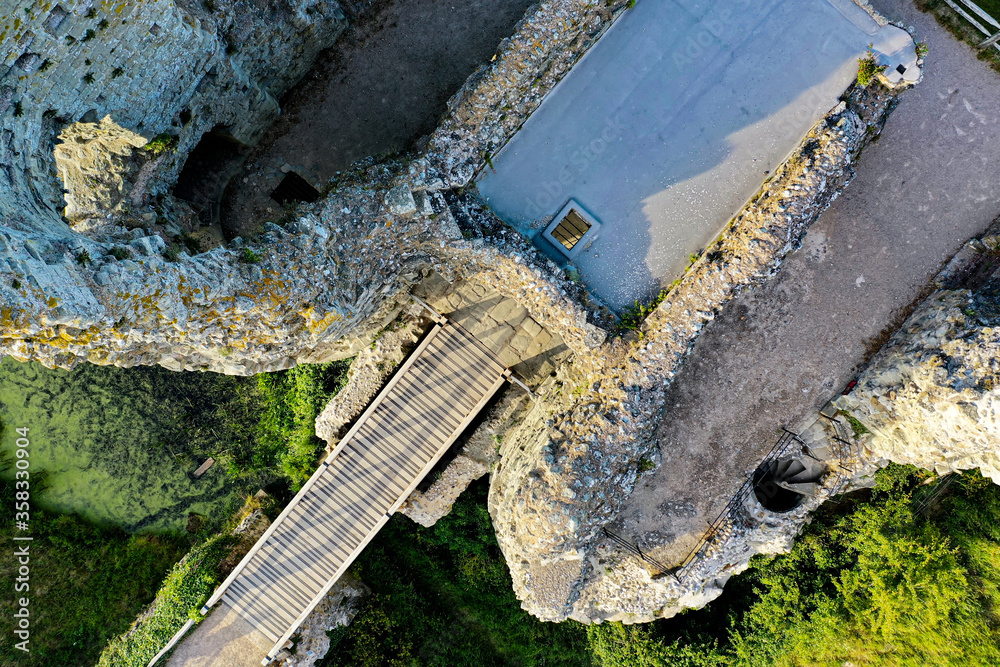 Foto de abstract photo of castle ruins showing the drawbridge entrance ...