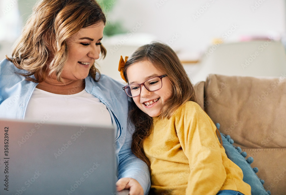 laptop computer education mother children daughter girl familiy ...