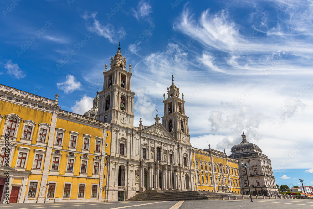 Palácio Nacional de Mafra, Convento e Basílica de Portugal Stock 写真 ...
