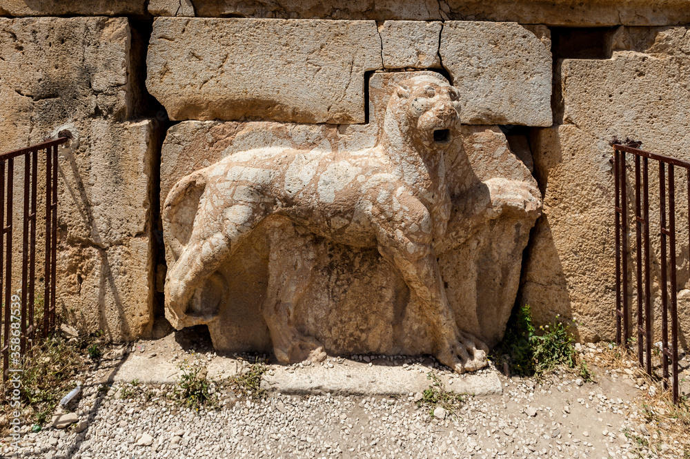 It's Sculpture of the lion on the Ruins of the Qasr al Abd in Iraq Al ...