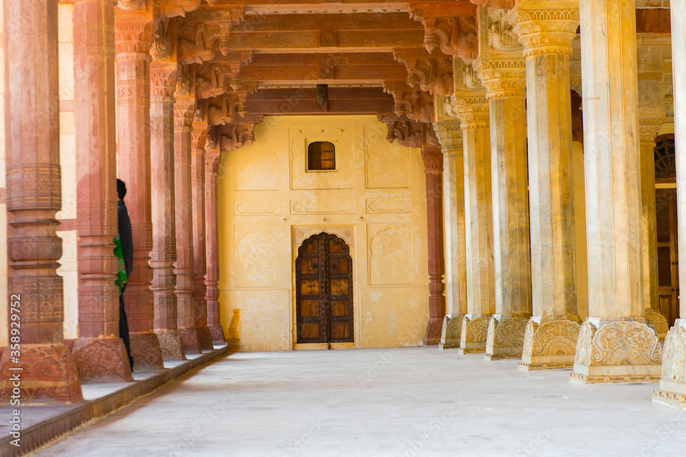It's Walls of the Amer Fort (Amber Fort and Amber Palace), a town near ...