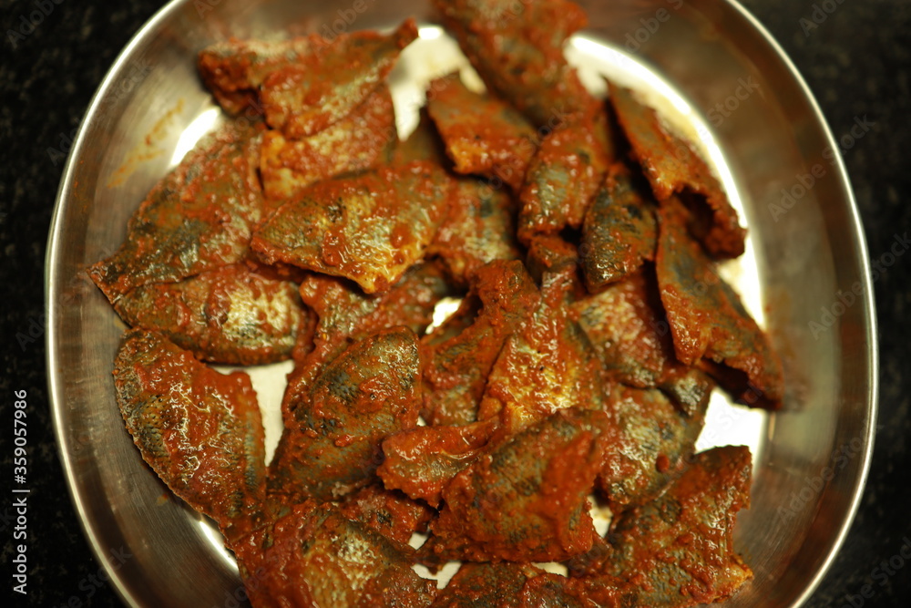 Kerala style pallathi fish Fry Recipe. Scientific name etroplus ...