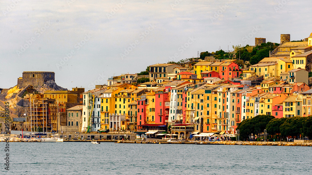 Foto de It's Beautiful view of Porto Venere, Italy. Porto Venere and ...