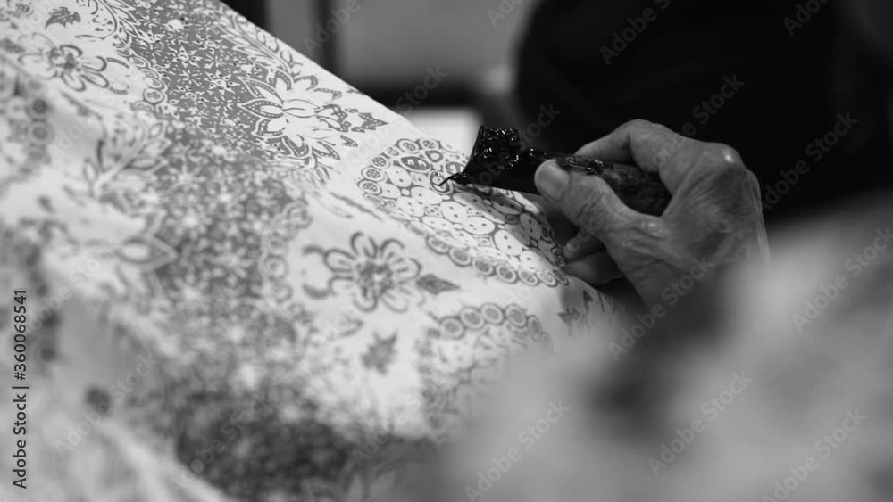 Indonesia June 18, 2020 : Batik, Close Up hand and canting, making ...