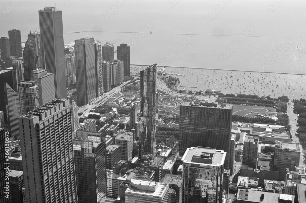 Panoramic view over skyline of downtown Chicago in Illinois from Willis ...