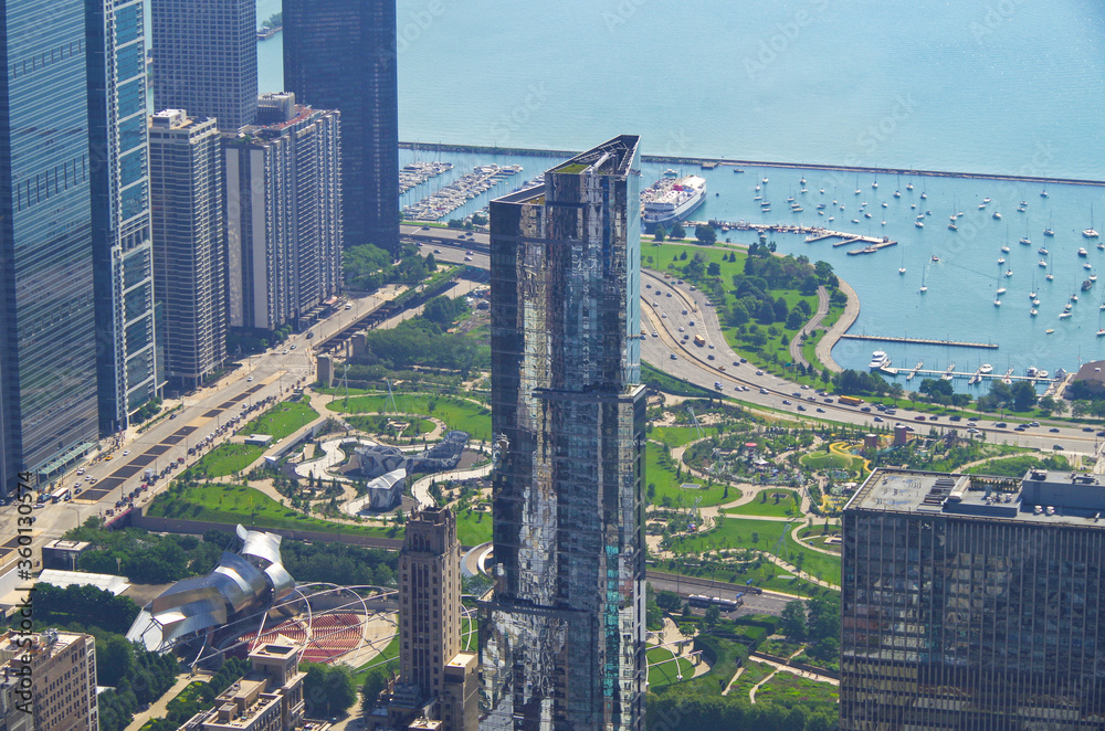 Fotografia do Stock: Panoramic view over skyline of downtown Chicago in ...
