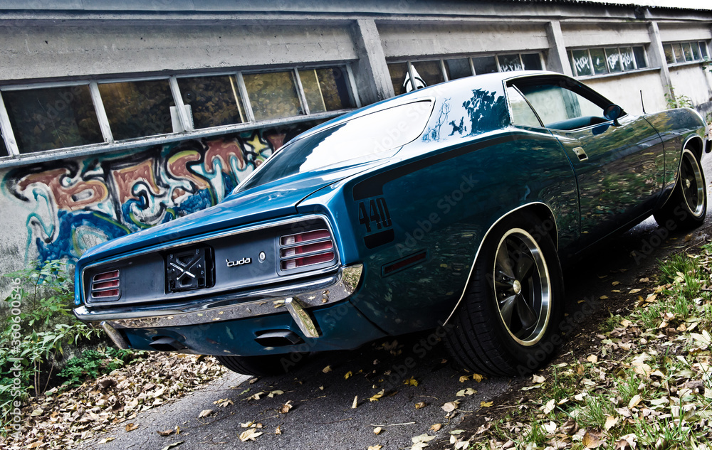 backside of a plymouth barracuda, cuda 440 s, american muscle car ...