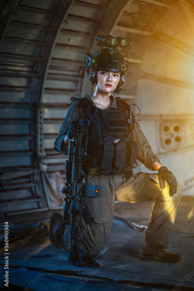 Portrait of female modern army special forces soldier, anti terrorist ...