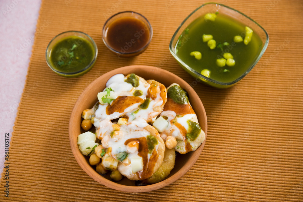 Indian Chaat Dahi Bhalle & Papdi with Curd and Sweet Sauce Stock Photo ...