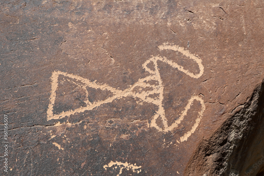Ancient Native American Indian rock art petroglyph image Utah 1465 ...