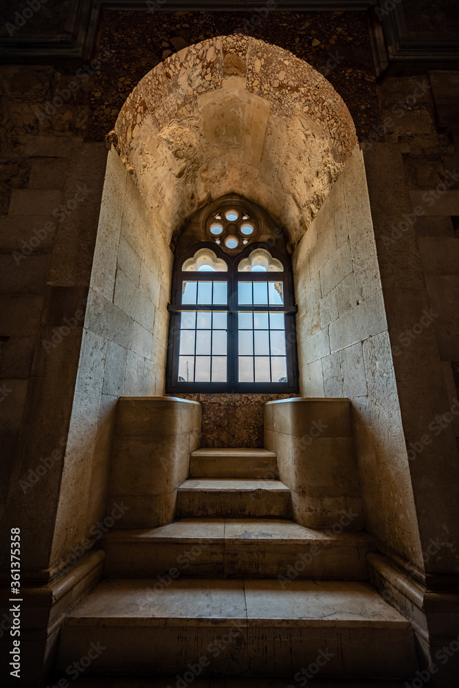 Castel del Monte is a 13th-century citadel and castle situated on a ...