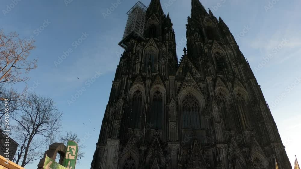Entrance gate to the Cologne Cathedral (Kolner Dom), Roman Catholic ...
