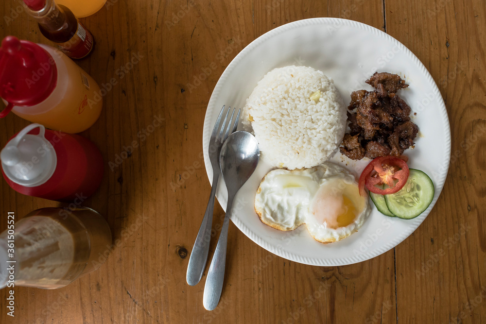 Tosilog (Tocilog): Filipino Breakfast composed of Tocino (cured meat ...