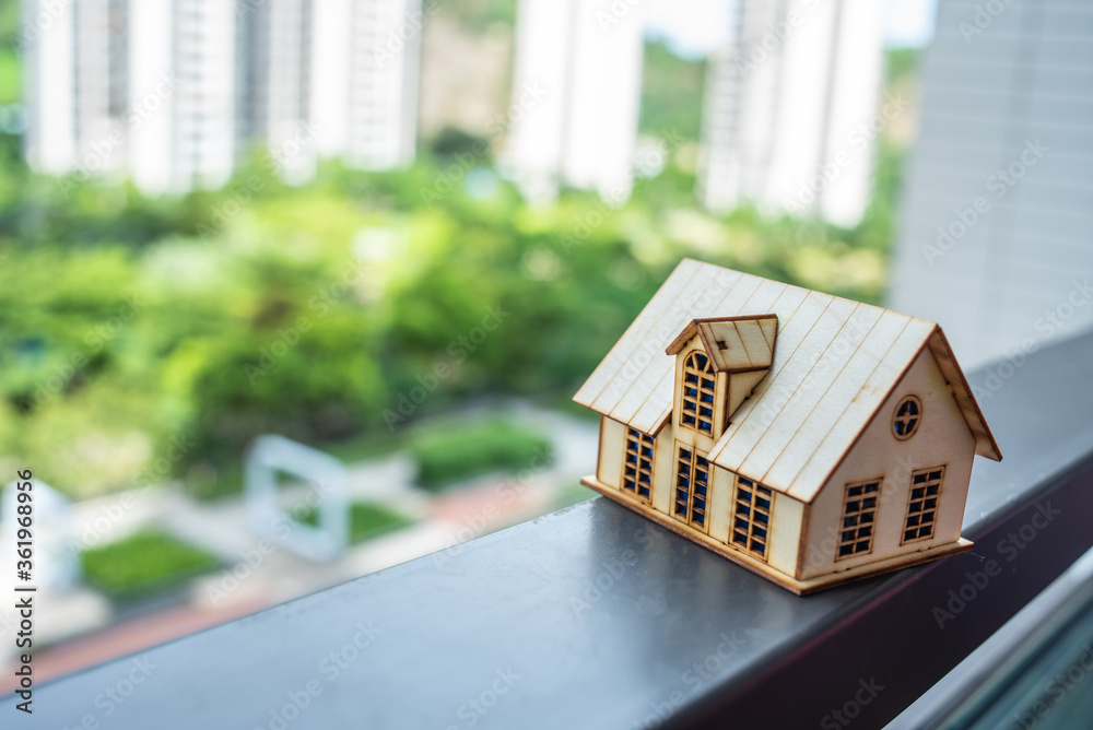 Models of residential high-rise buildings and small houses in urban ...