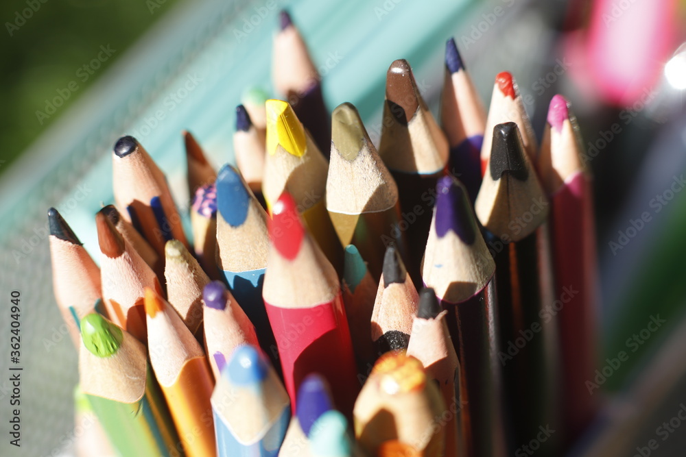 Kredki kolorowe rysowanie Stock Photo | Adobe Stock